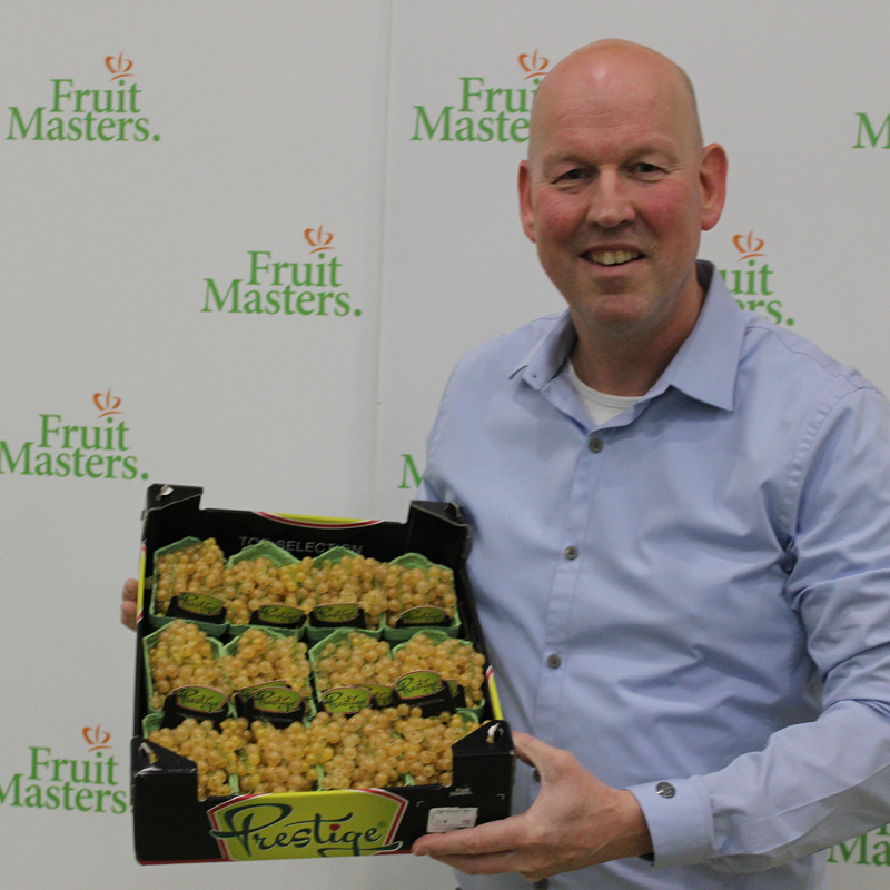 FruitMasters veilt eerste witte bessen van het seizoen – FruitMasters
